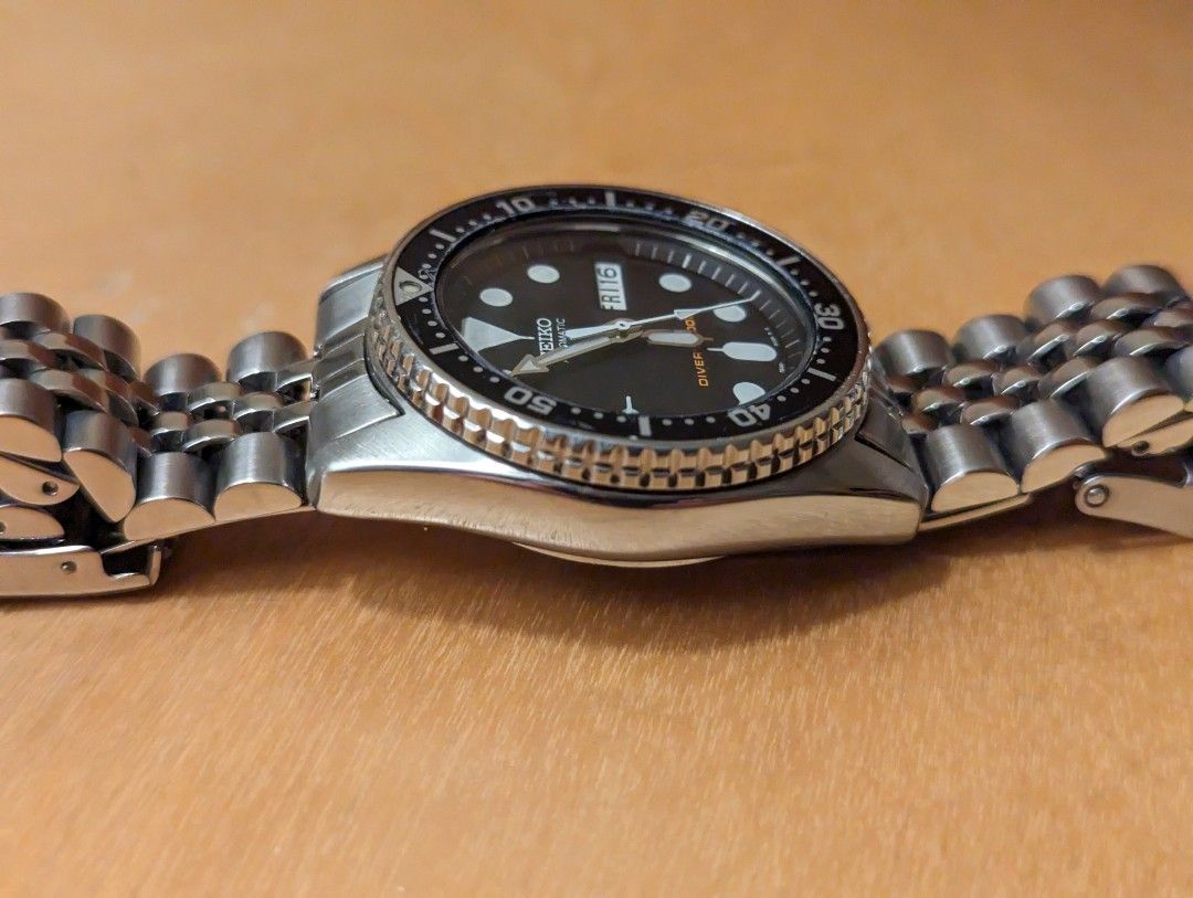 Seiko SKX013 Diving Watch with Jubilee Bracelet, Men's Fashion, Watches ...