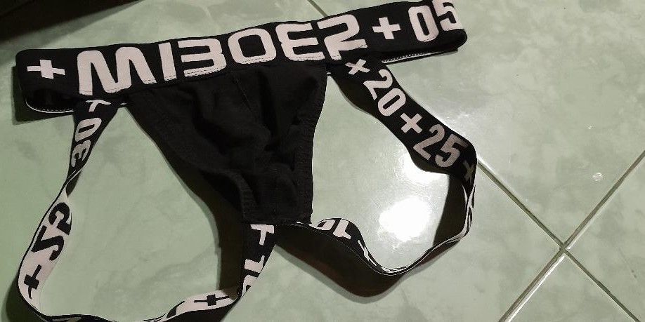 Sempak joestrep pria, Fesyen Pria, Pakaian , Lainnya di Carousell