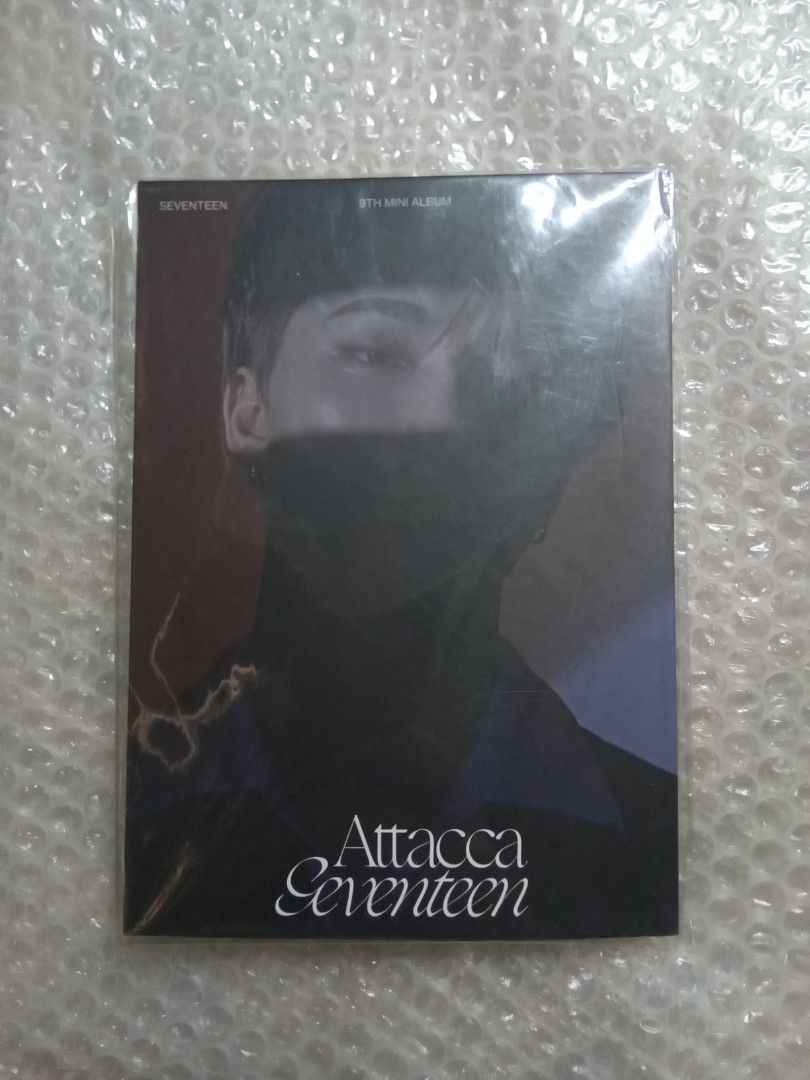 Seventeen Dino Attacca Carat Ver, Hobbies & Toys, Memorabilia ...