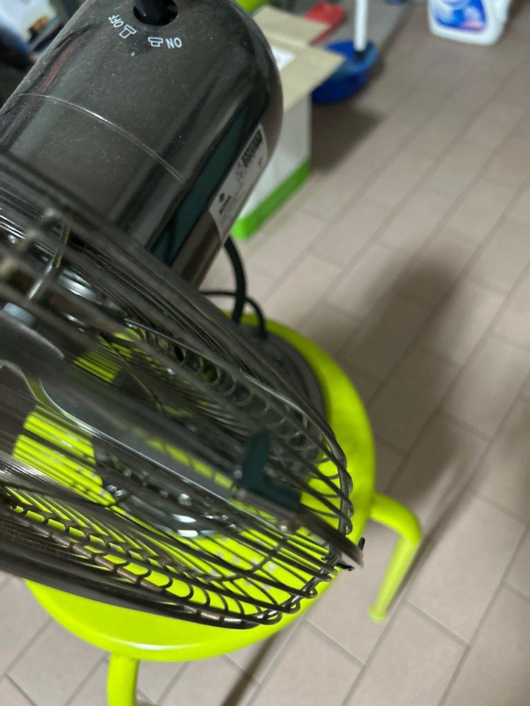 SONA metal fan, Furniture & Home Living, Lighting & Fans, Fans on Carousell