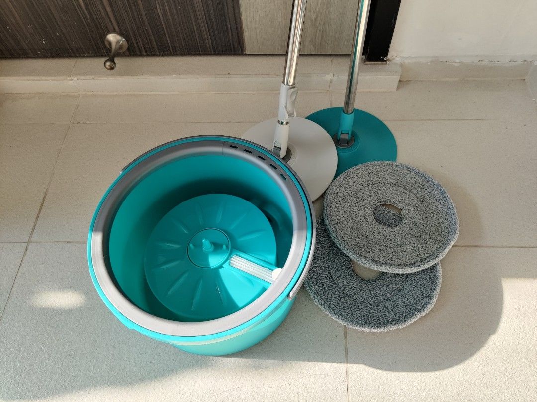 Spin N Go Mop Set, TV & Home Appliances, Vacuum Cleaner & Housekeeping on Carousell