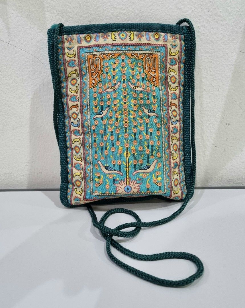 Tas etnik kecil, Fesyen Wanita, Tas & Dompet di Carousell