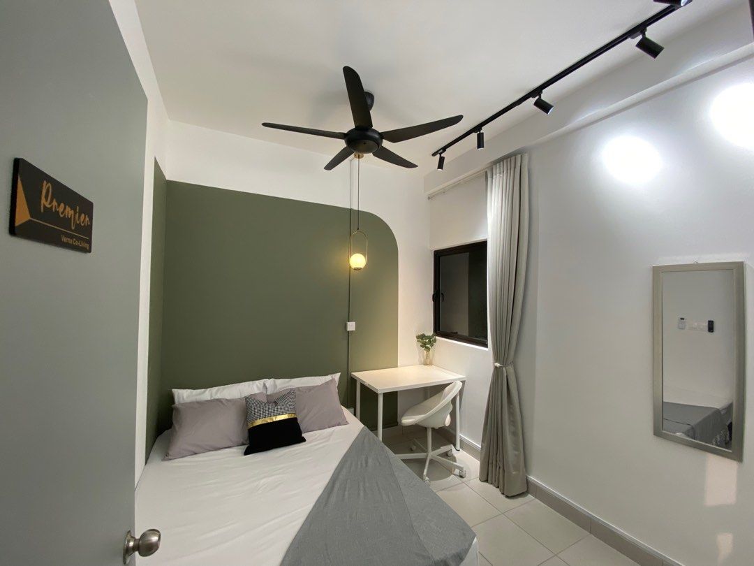 The Netizen @ Bandar Tun Hussein Onn (Lux Theme - Premier Room ...