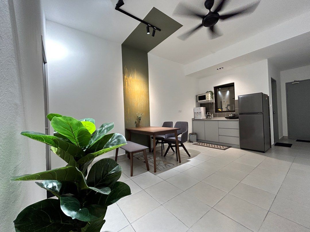 The Netizen @ Bandar Tun Hussein Onn (Lux Theme - Premier Room ...