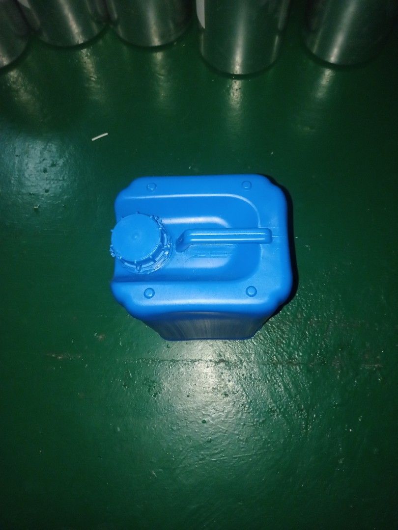 Tong terpakai, Furniture & Home Living, Cleaning & Homecare Supplies ...