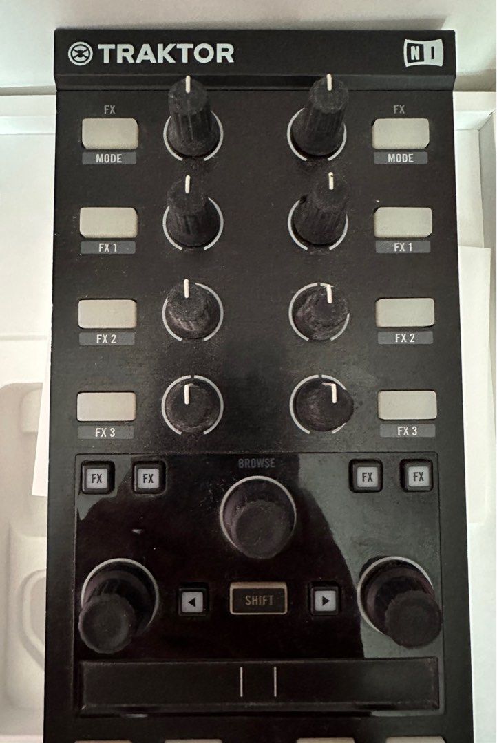 Traktor Kontrol X1 MKII DJ Controller, Hobbies & Toys, Music & Media ...