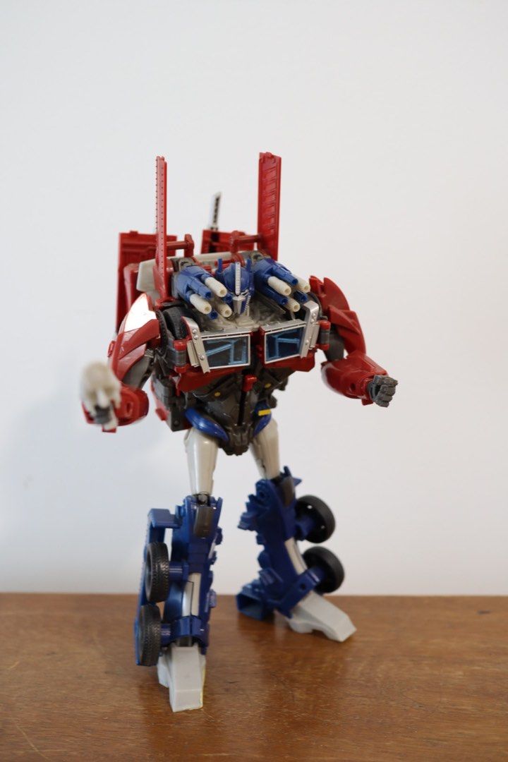 Transformers - Optimus Prime Hasbro Takara, Hobbies & Toys, Toys & Games on Carousell