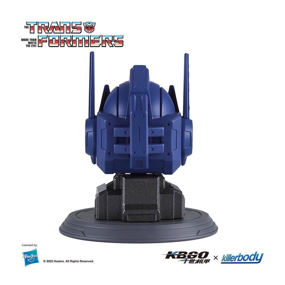 Transformers G1 Optimus Prime - Standard Edition / Deluxe Edition ...