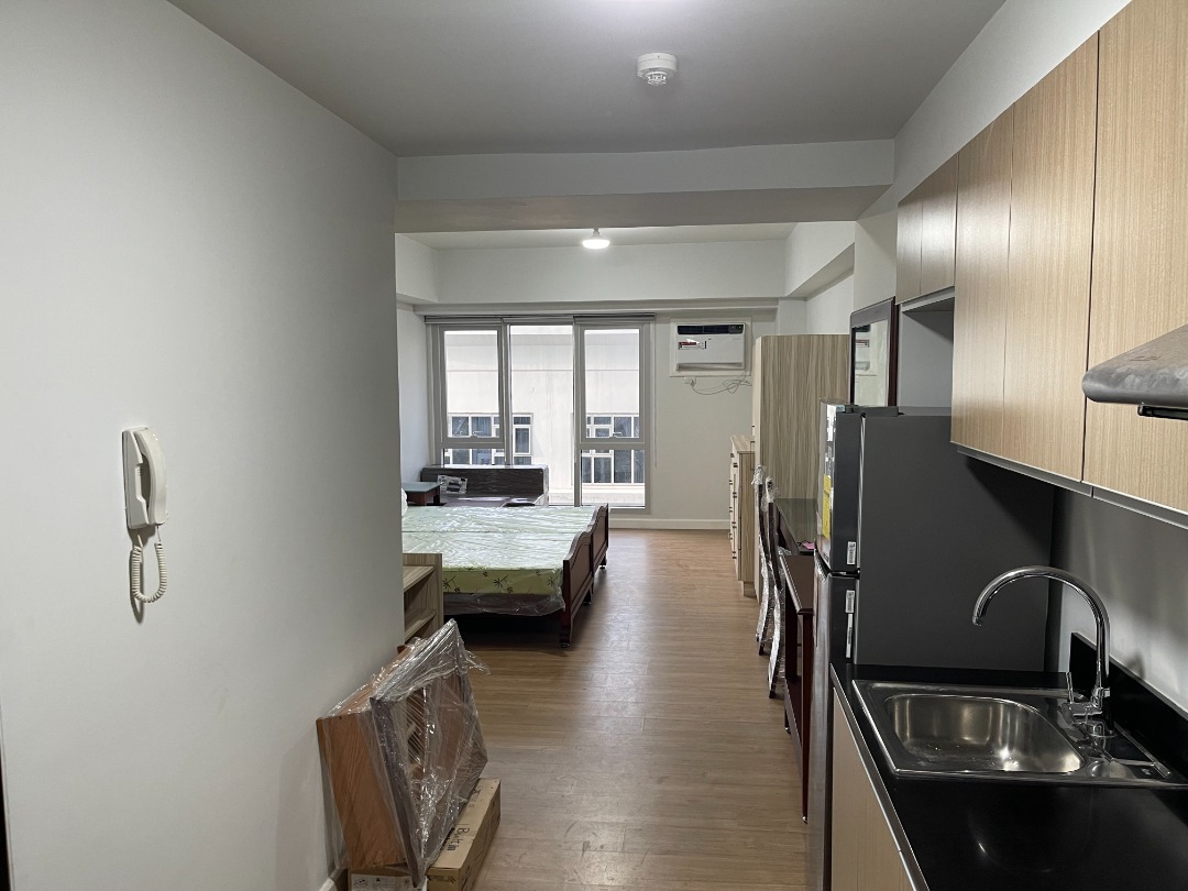 Two Maridien BGC - Studio Unit on Carousell