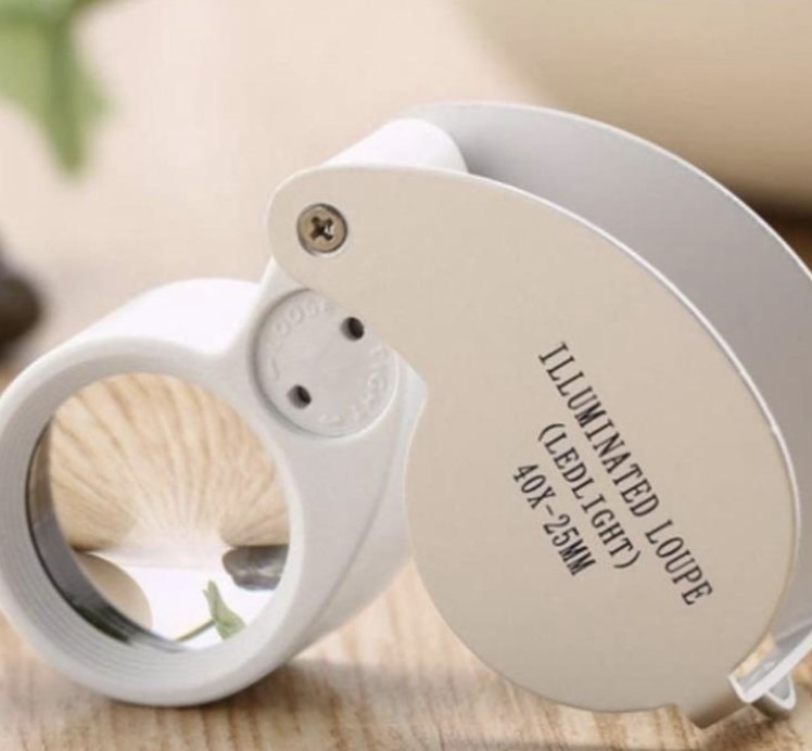 40X Loupe 25mm Lens with 2 LEDs for Clear Vision (Case Included ...