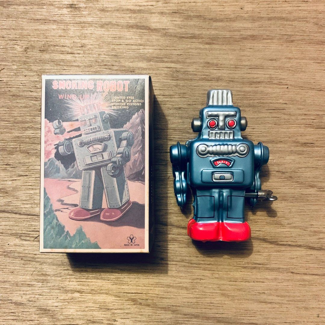 懷舊玩具 早期日本製 スモーキング ロボット SMOKING ROBOT 發條機器人 鐵皮玩具, 書籍、休閒與玩具, 玩具、公仔、桌遊在旋轉拍賣
