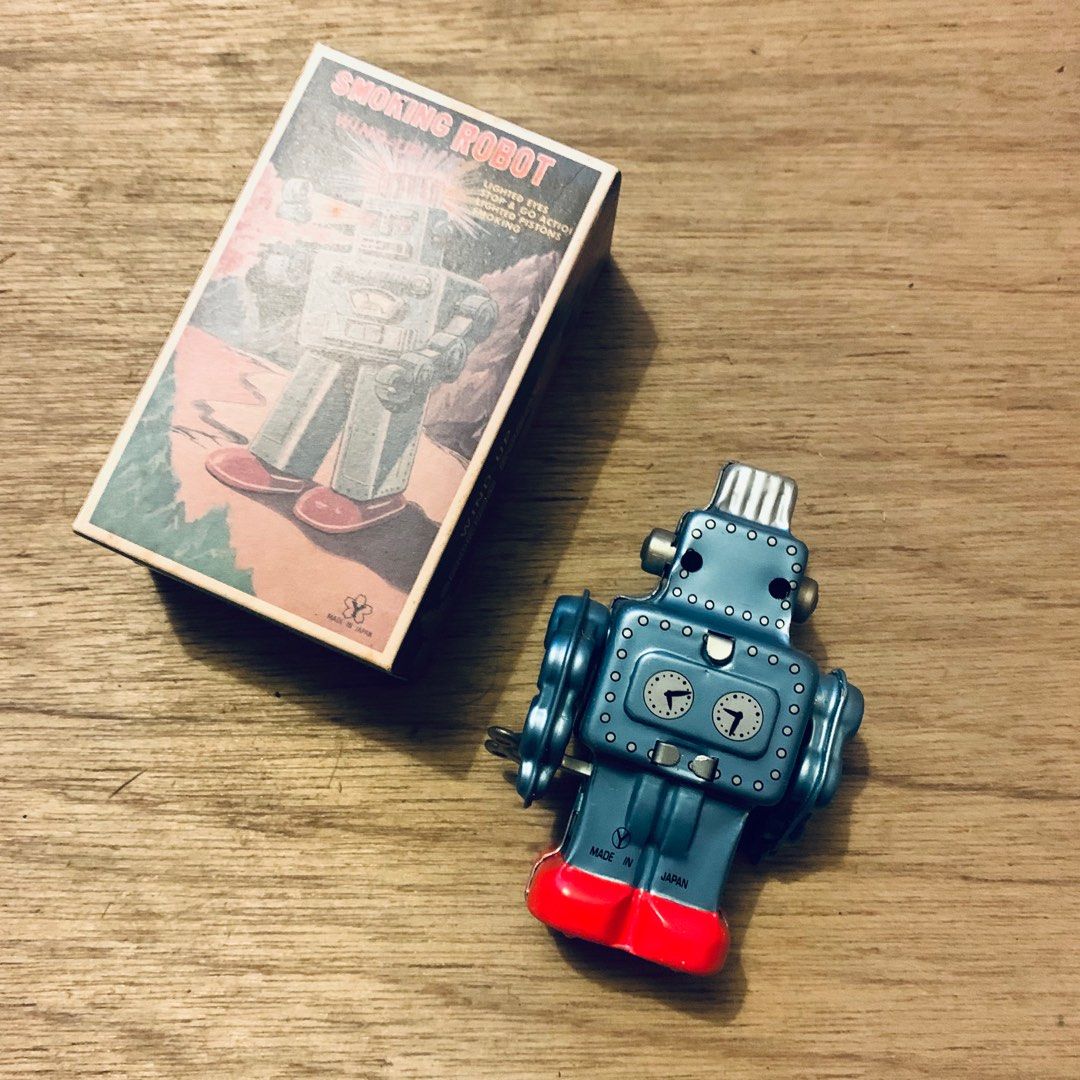 懷舊玩具 早期日本製 スモーキング ロボット SMOKING ROBOT 發條機器人 鐵皮玩具, 書籍、休閒與玩具, 玩具、公仔、桌遊在旋轉拍賣