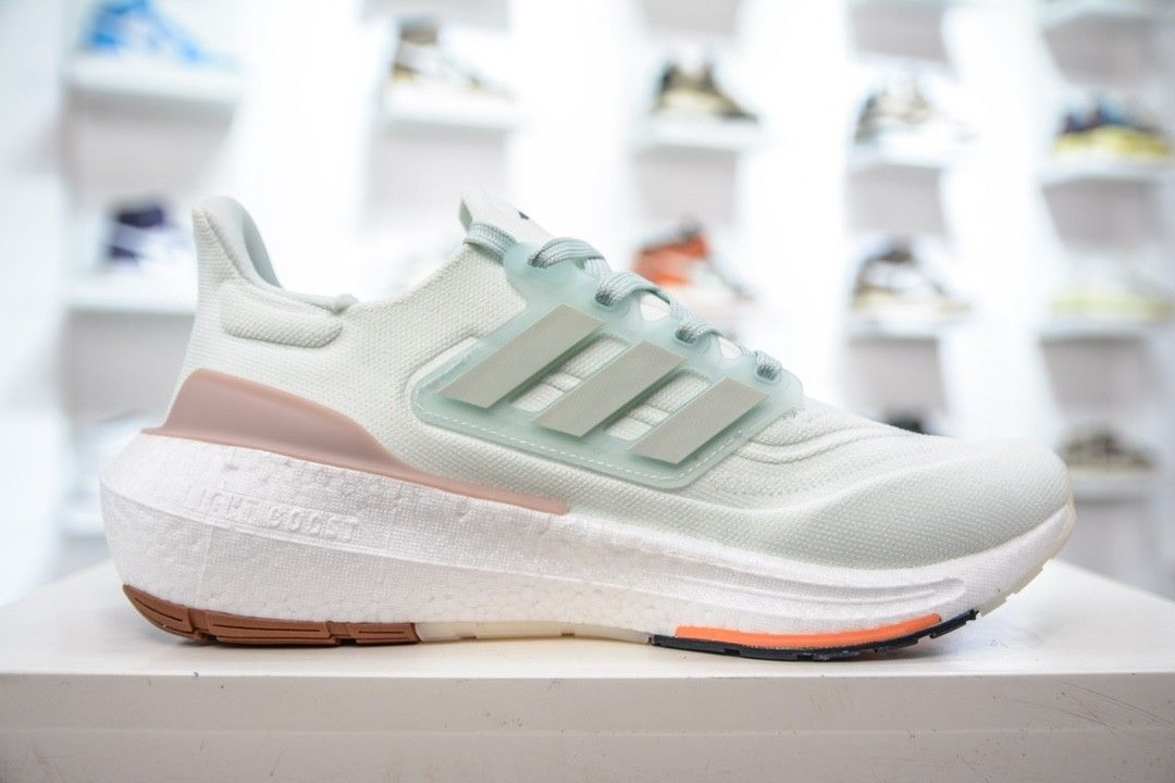 Adidas Ultraboost Light (2022) HQ6338, Men's Fashion, Footwear ...