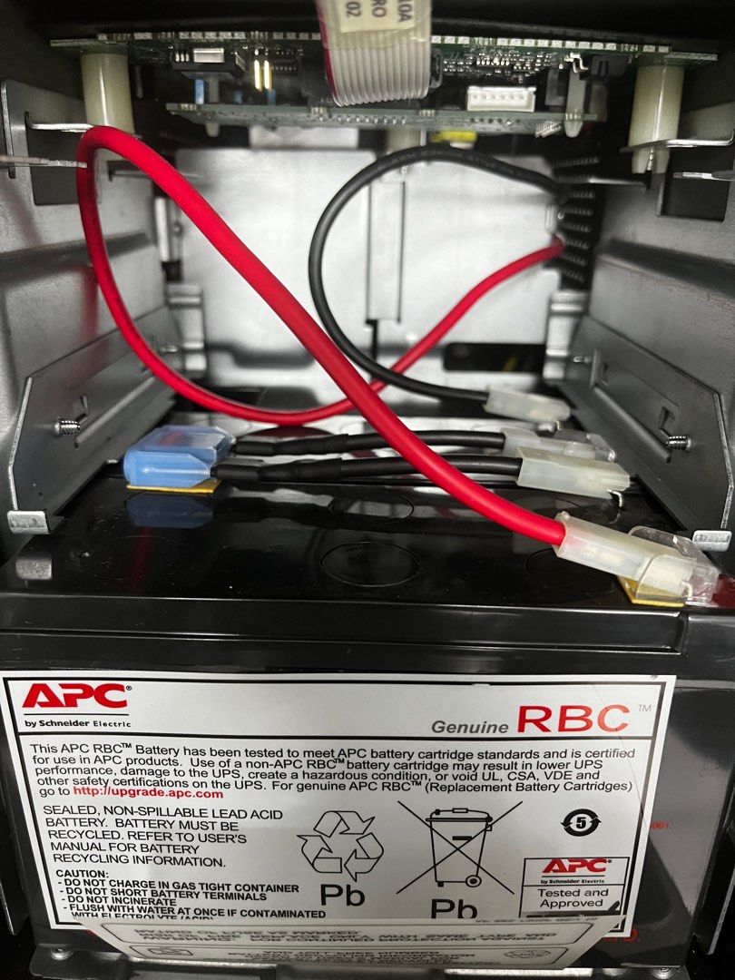 APC SMART UPS C1000 with 3 battery, Computers & Tech, Office & Business ...