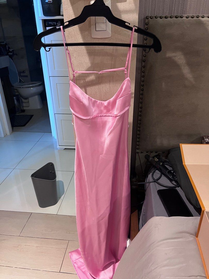 Authentic Zara Viral Pink Dress, Women's Fashion, Dresses & Sets ...