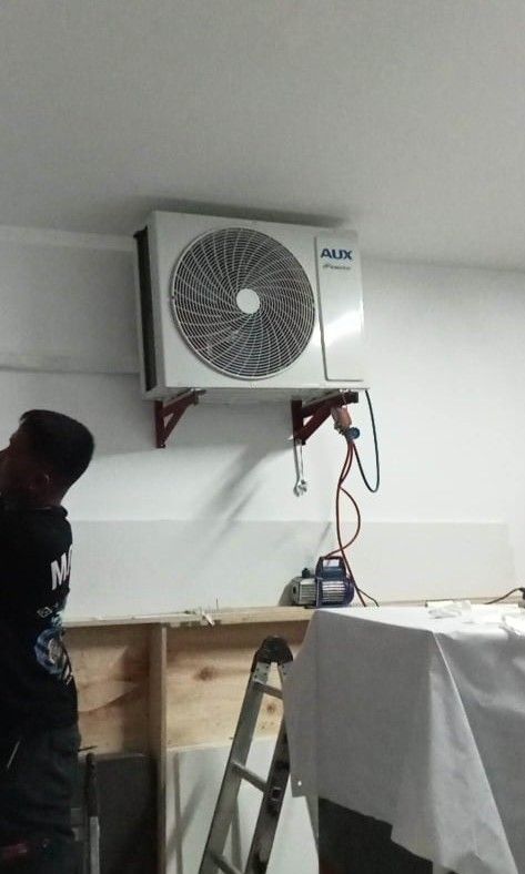 AUX FLDI DC INVERTER SPLIT TYPE AIRCON WITH FREE INSTALLATION, TV ...