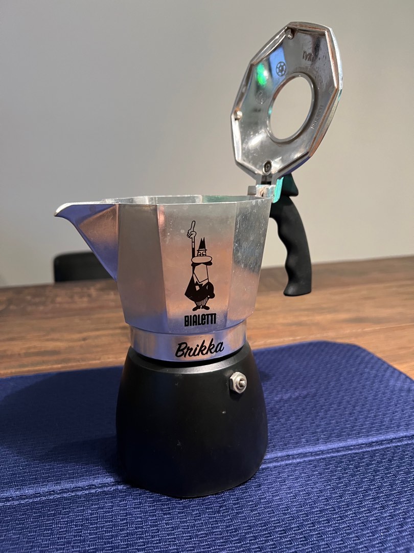 Bialetti Brikka Mika pot, TV & Home Appliances, Kitchen Appliances ...