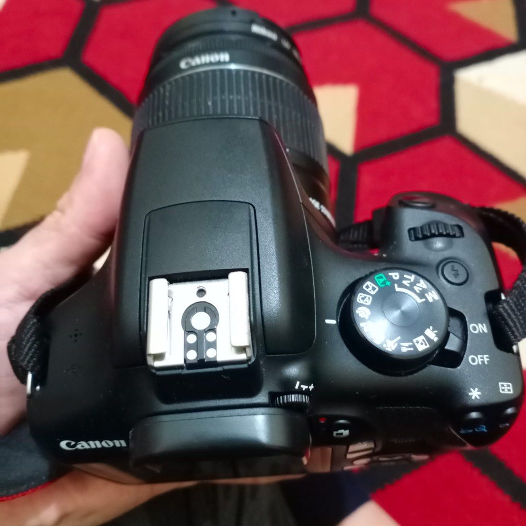 Canon 1300D on Carousell