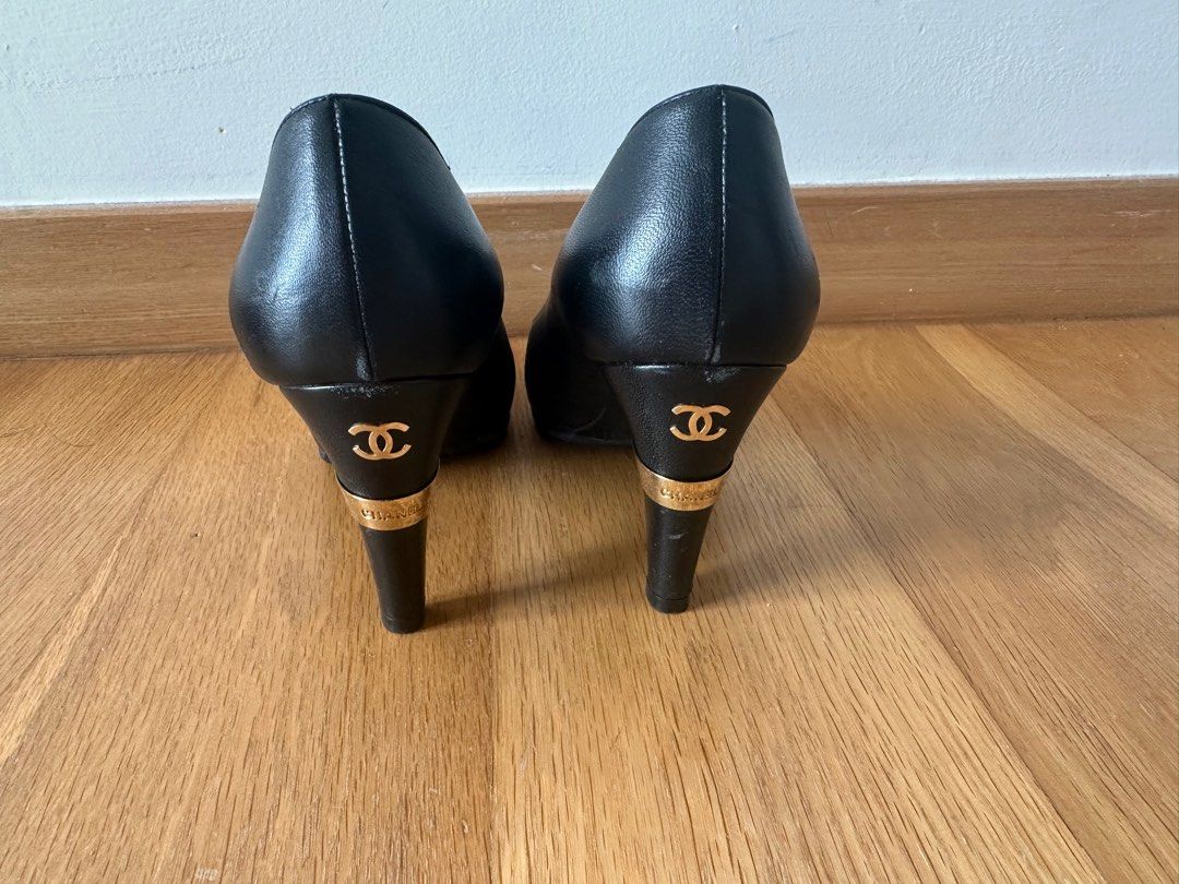 Chanel pearl heels, Women's Fashion, Footwear, Heels on Carousell