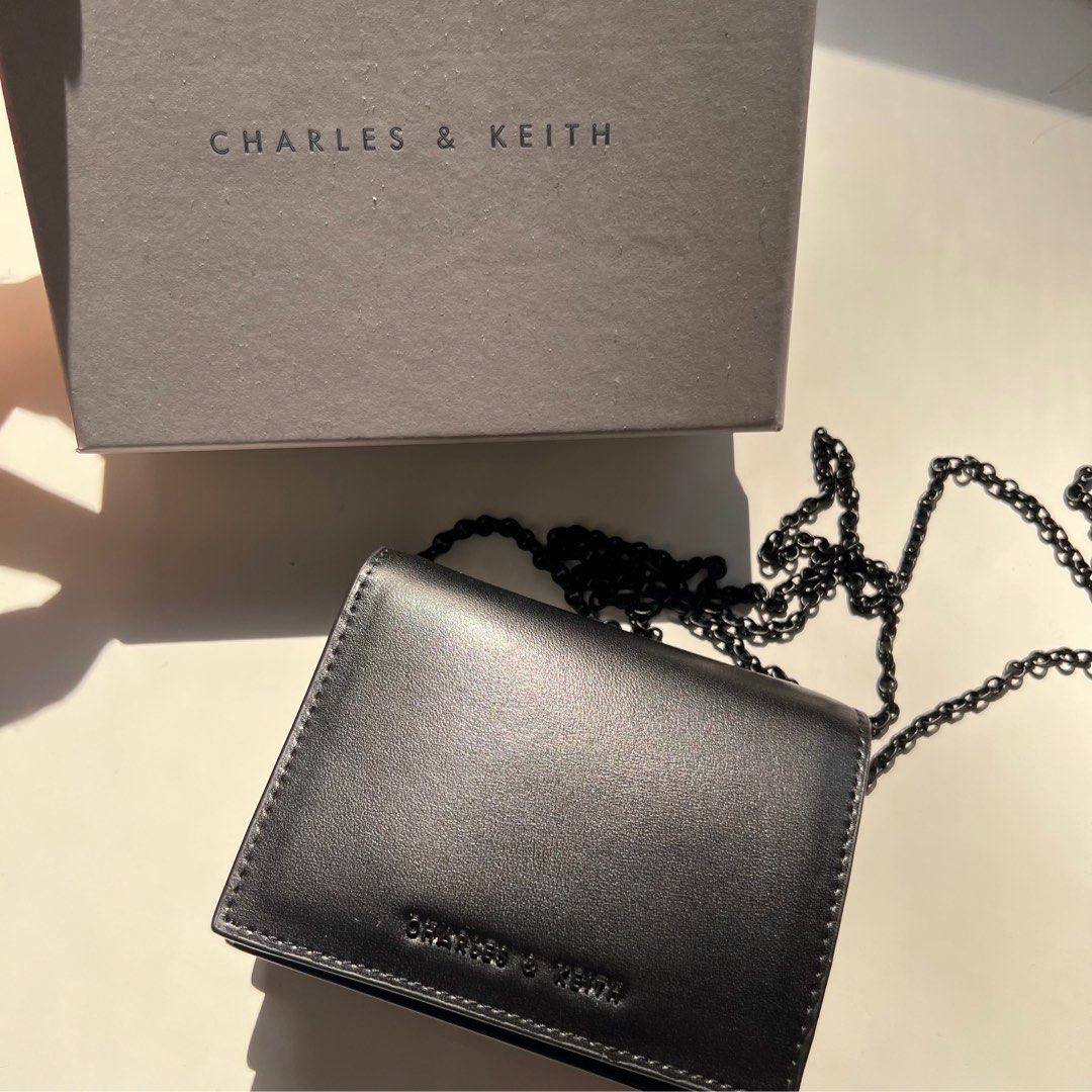 CHARLES & KEITH MINI WALLET BAG, Barang Mewah, Tas & Dompet di Carousell