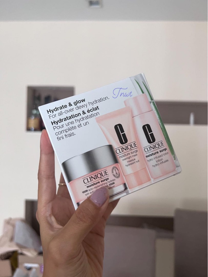 Clinique set, Beauty & Personal Care, Face, Face Care on Carousell