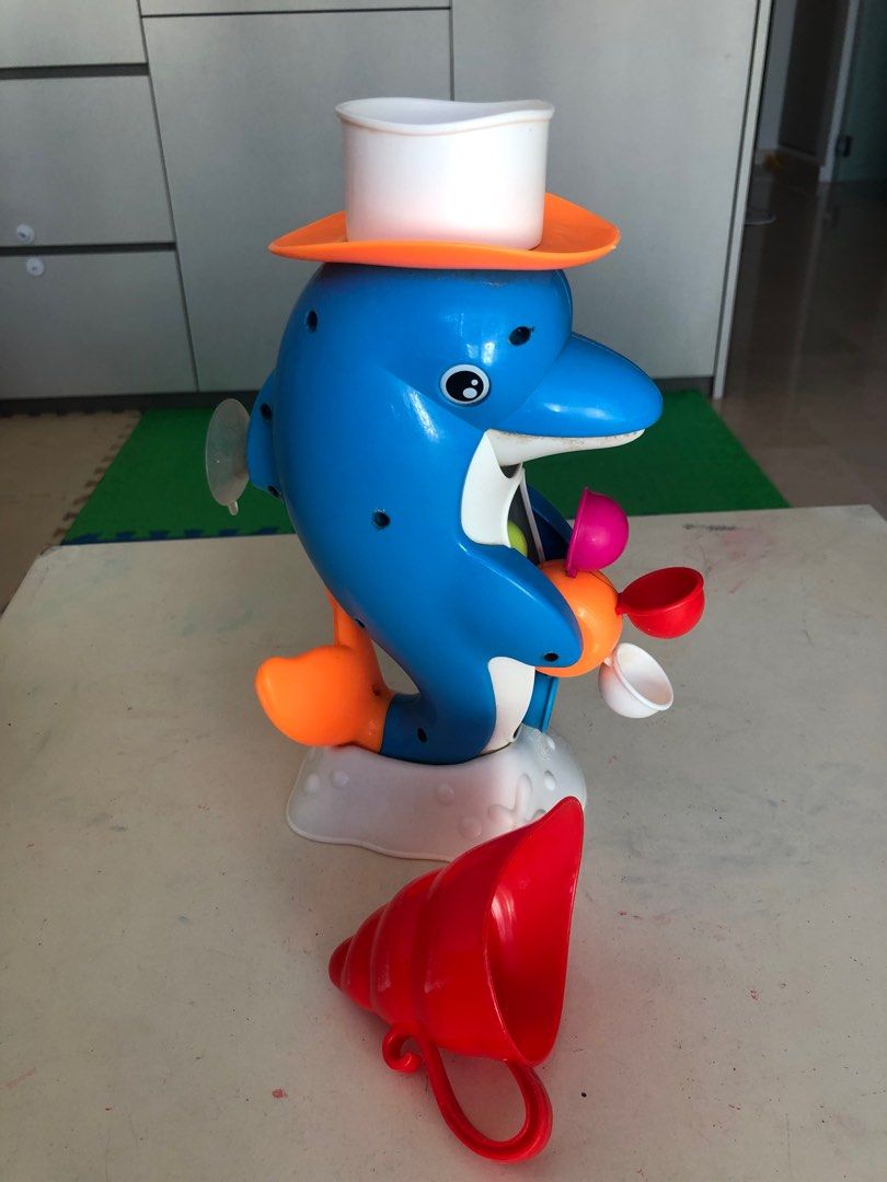 Dolphin bath toy, Babies & Kids, Bathing & Changing, Other Baby Bathing ...