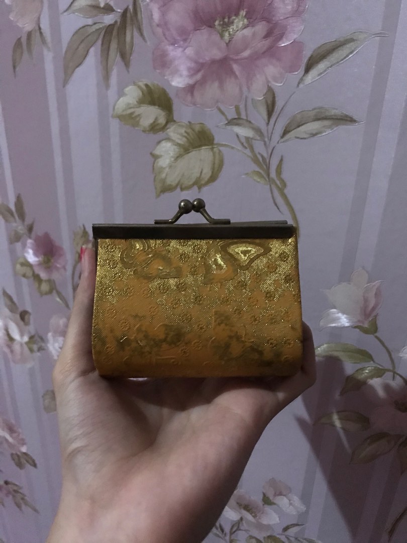 Dompet jadul, Barang Mewah, Tas & Dompet di Carousell