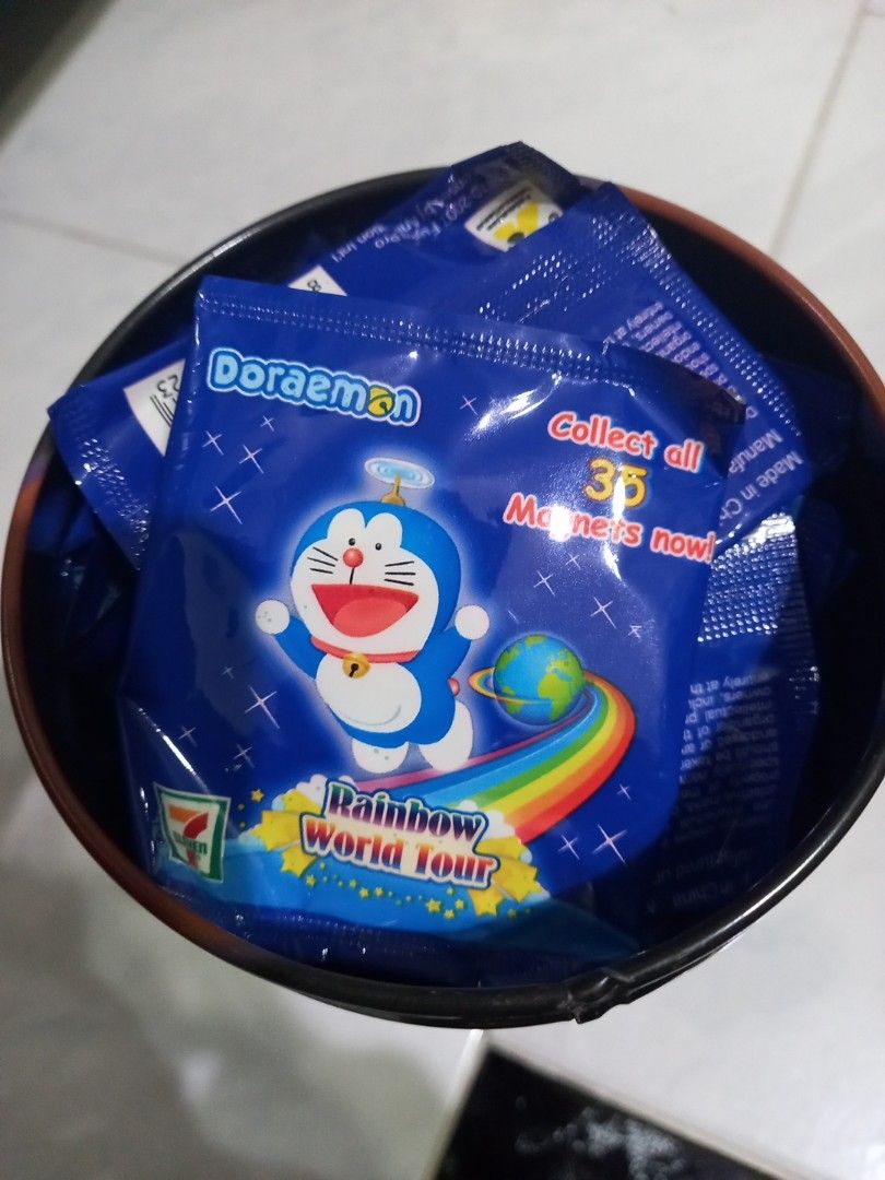 Doraemon 7 eleven magnets, Hobbies & Toys, Memorabilia & Collectibles ...