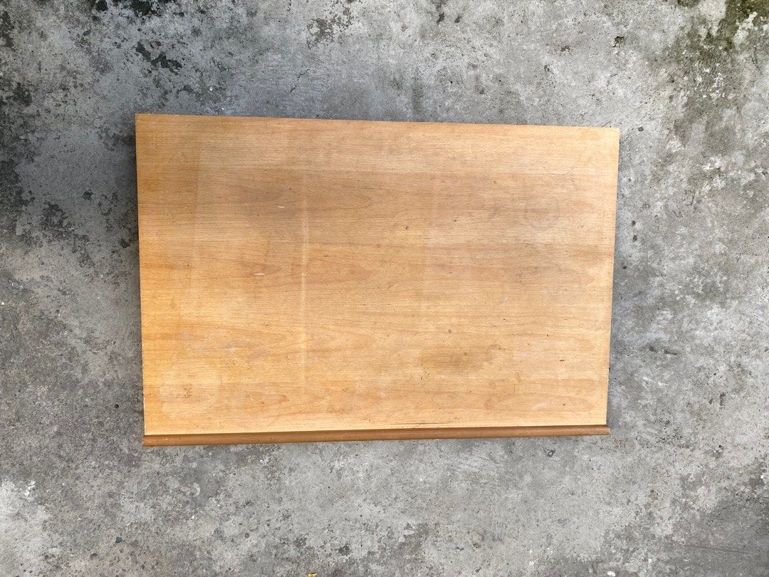 Foldable Drawing/Drafting Table (20”x30”) on Carousell