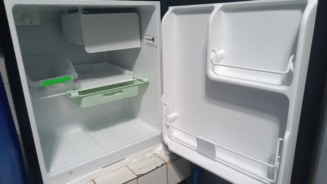 Fujidenzo Inverter Mini-Ref in Pasig, TV & Home Appliances, Kitchen ...