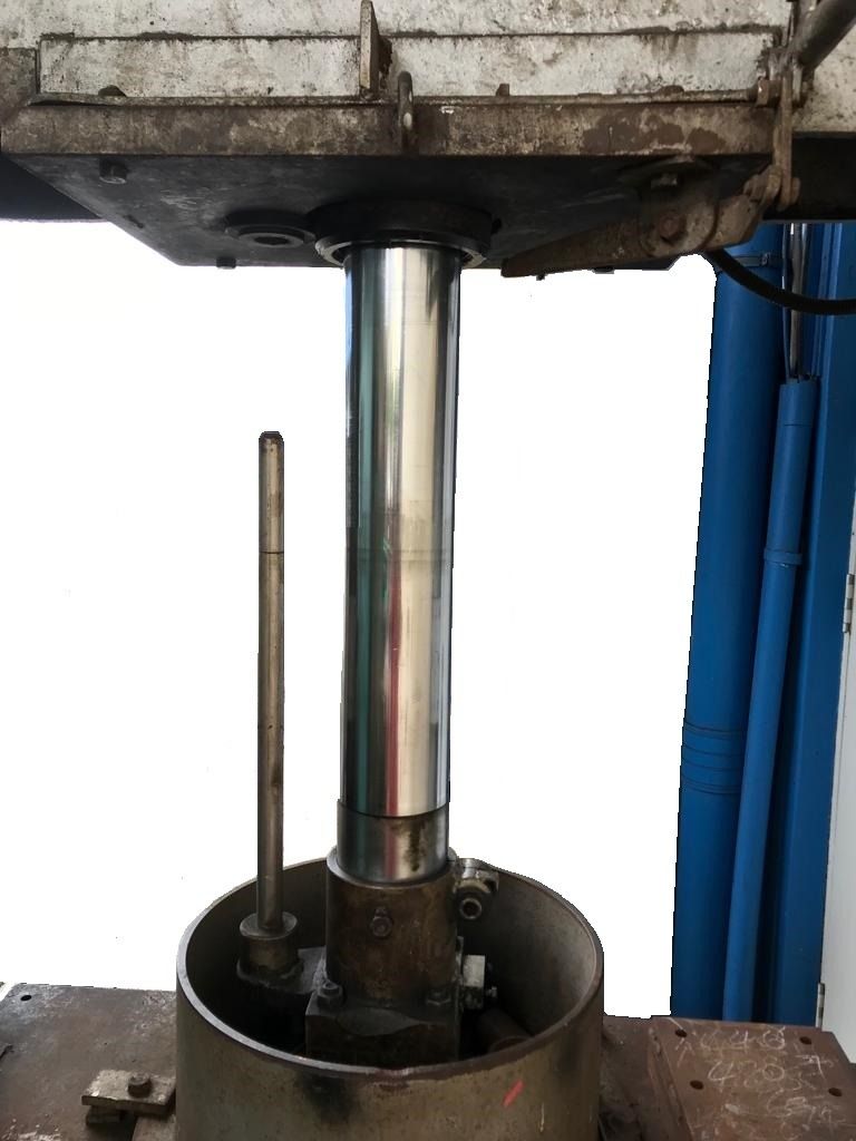 Hydraulic Jack / Press Machine, Furniture & Home Living, Home ...