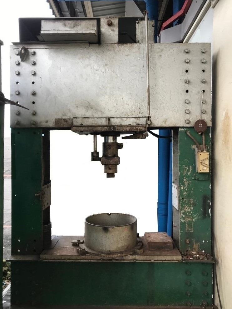 Hydraulic Jack / Press Machine, Furniture & Home Living, Home ...