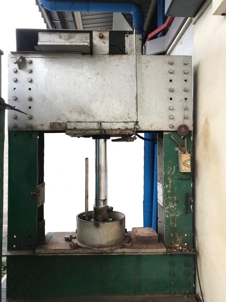 Hydraulic Jack / Press Machine, Furniture & Home Living, Home ...