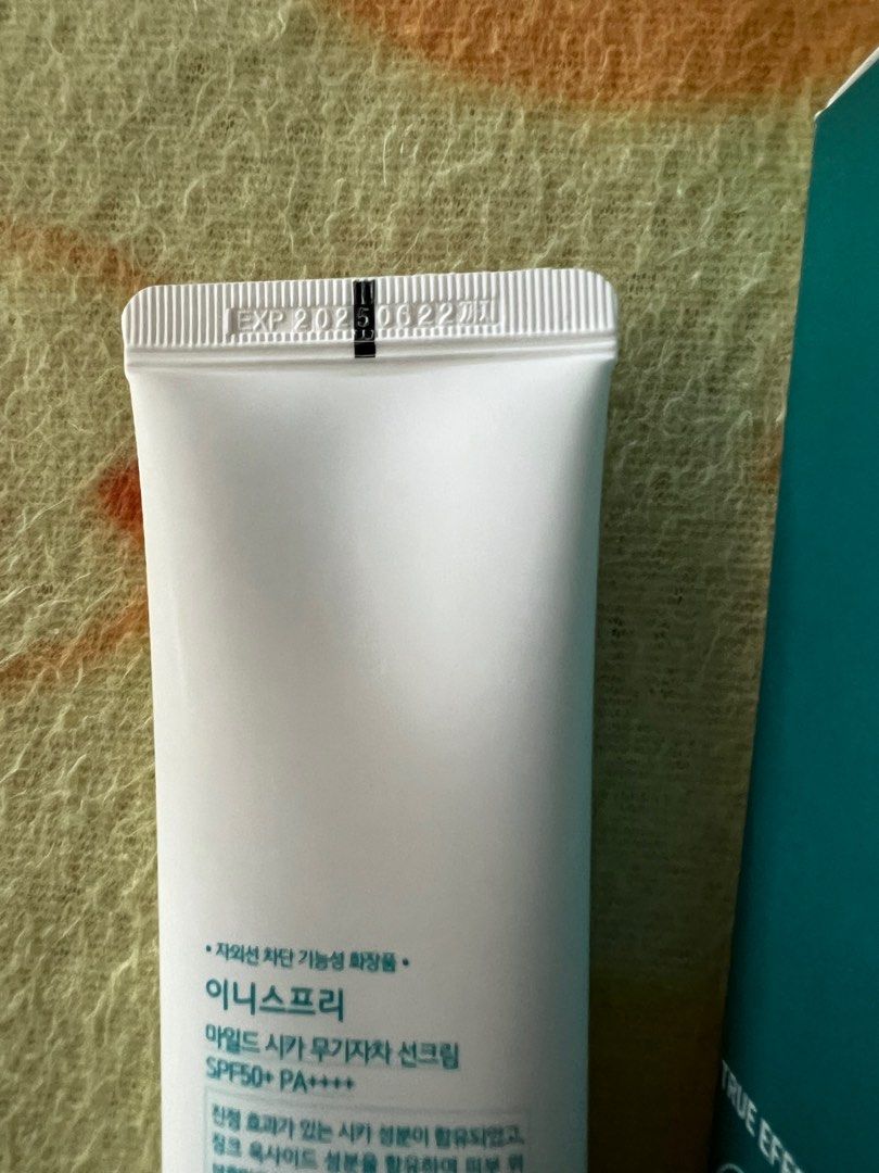 Innisfree Mild Cica Sunscreen Tone Up SPF50+ PA++++ 50ml, Beauty ...