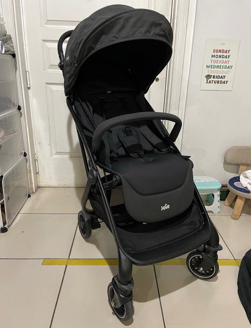 Joie Tourist Stroller black on Carousell