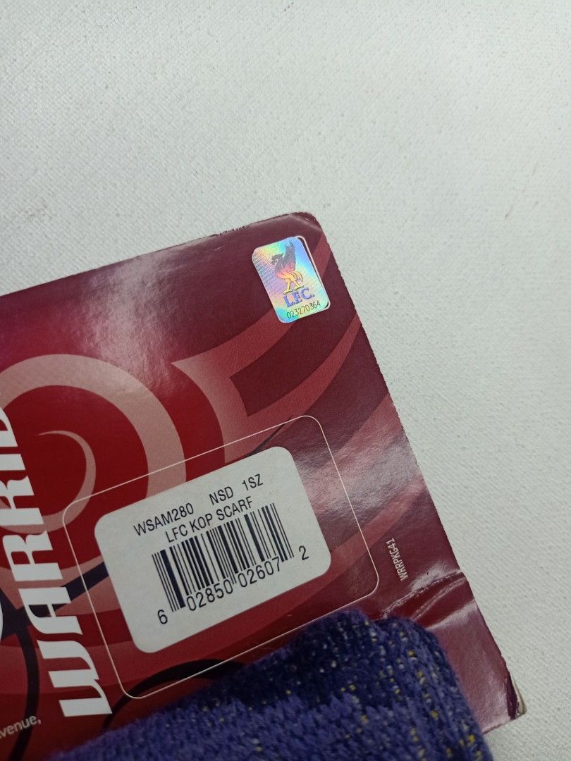 Liverpool FC Warrior Original Official Mafla / Scarf, Men's Fashion ...