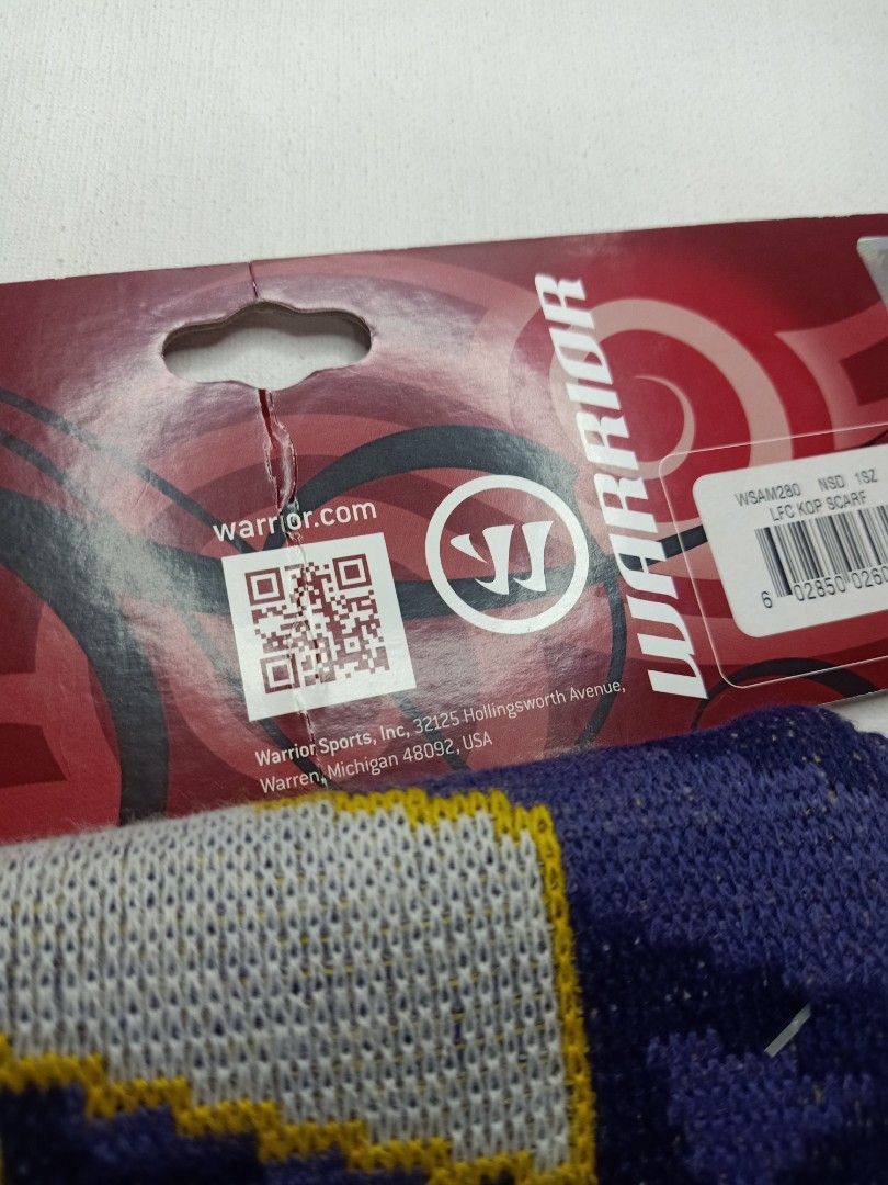 Liverpool FC Warrior Original Official Mafla / Scarf, Men's Fashion ...