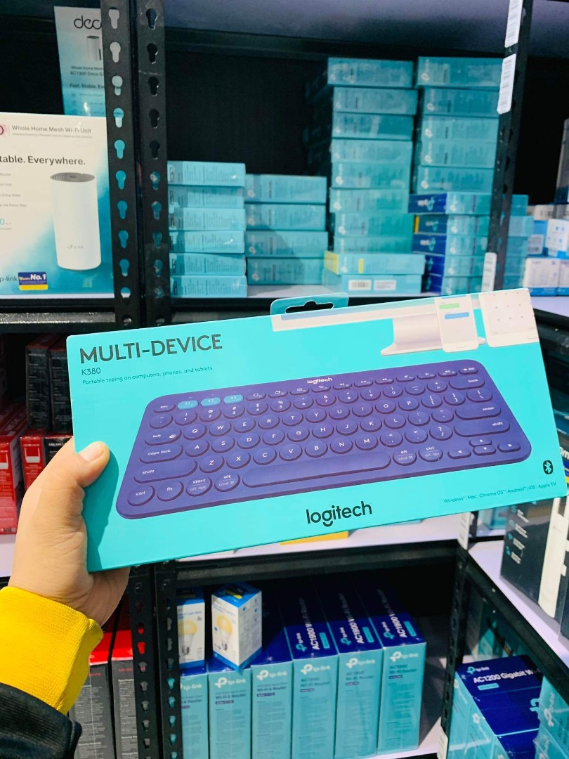 Logitech K380 Multi-Device Bluetooth Keyboard for Computers, Tablets ...