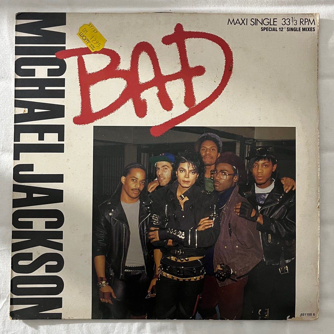 LP / Vinyl Michael Jackson - Bad (Single), Musik & Media, CD, DVD & Lainnya di Carousell