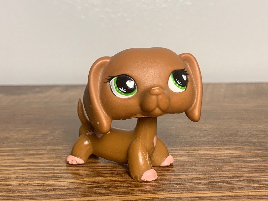 Lps Dachshund #556, Hobbies & Toys, Toys & Games on Carousell