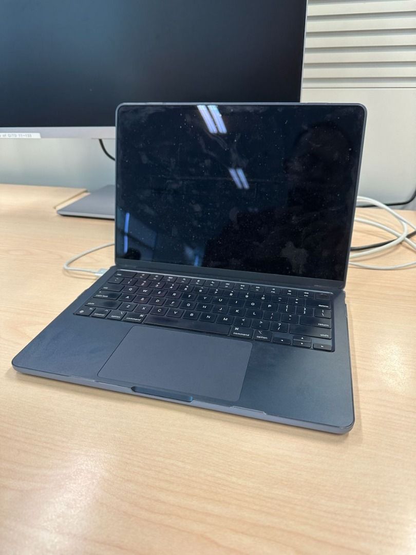 M2 MacBook Air, Midnight (Upgraded RAM - 256/16), Computers & Tech ...