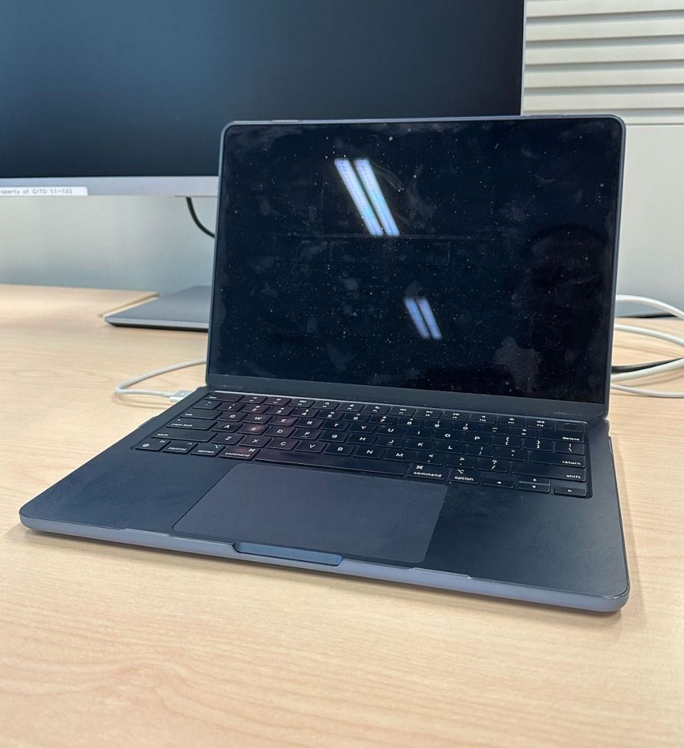 M2 MacBook Air, Midnight (Upgraded RAM - 256/16), Computers & Tech ...