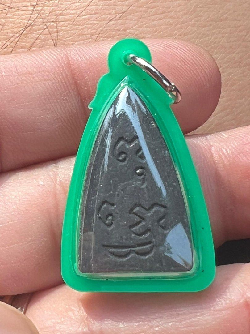 Mae Chee Puttonnoi, Everything Else on Carousell