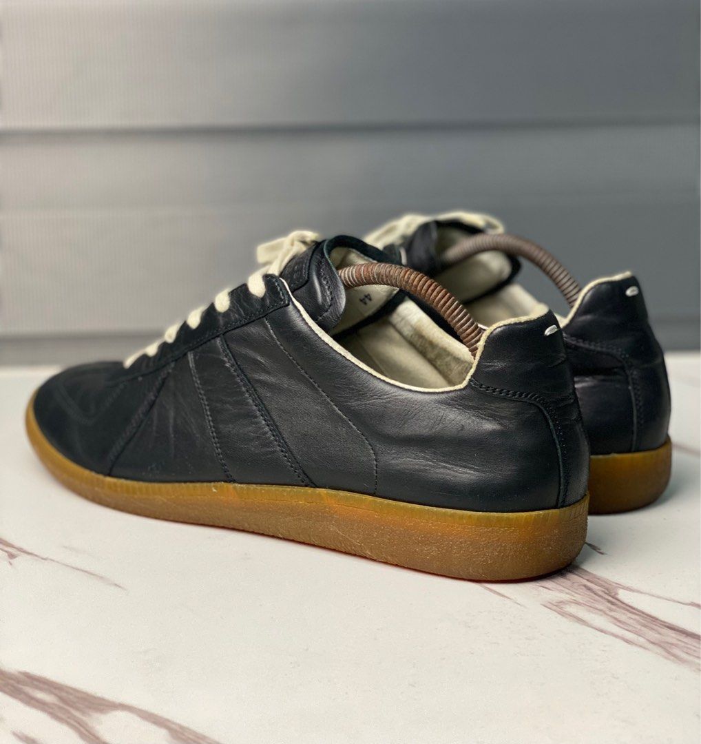 MAISON MARGIELA GATS - BLACK GUMSOLE, Men's Fashion, Footwear, Sneakers ...