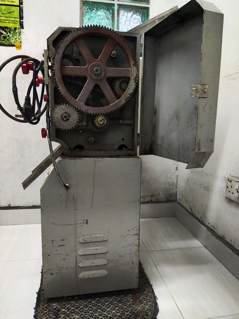 Mesin mee kuning, Everything Else, Others on Carousell