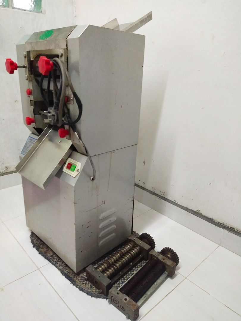 Mesin mee kuning, Everything Else, Others on Carousell