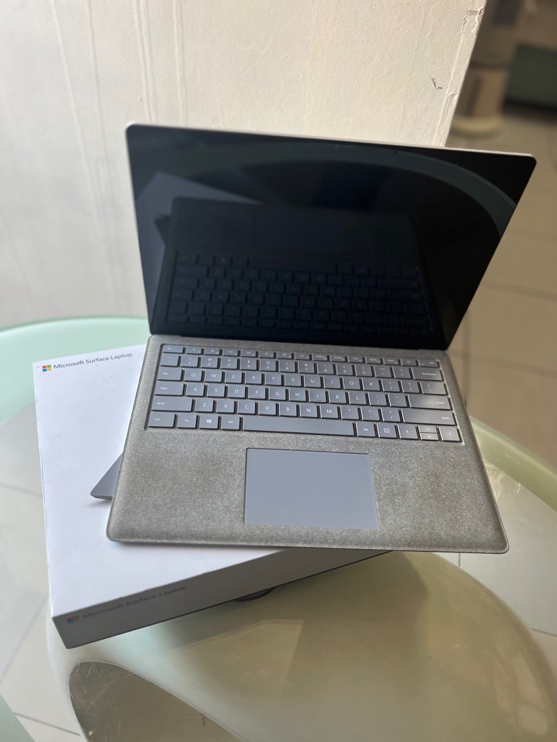 Microsoft Surface Laptop 2 / Windows 10 Laptop, Computers & Tech ...
