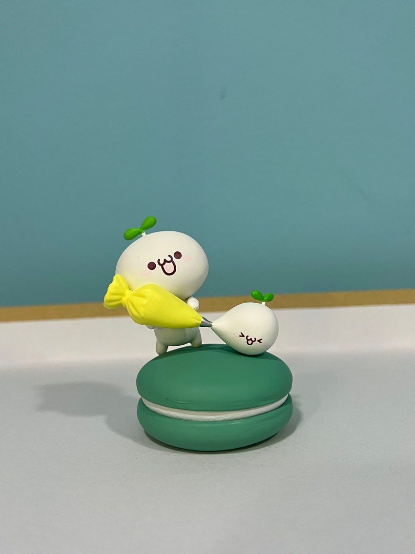 miniso budding pop macaron series- green macaron, Hobbies & Toys, Toys ...