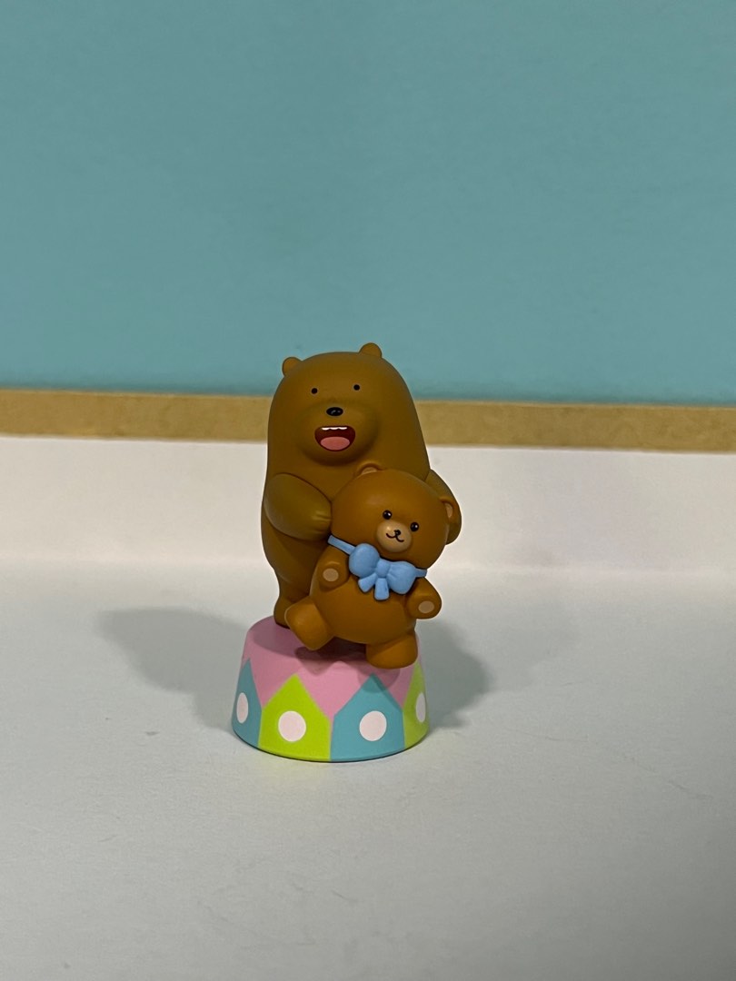 miniso we bare bears go-to travel series- grizzly, Hobbies & Toys, Toys ...