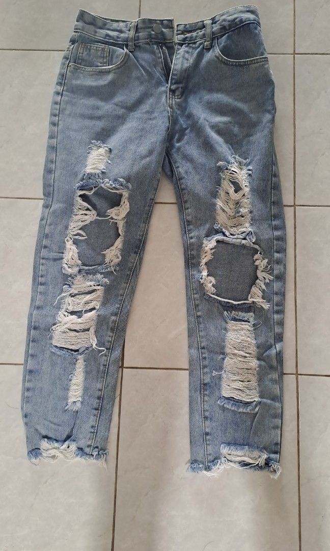 NEW RIPPED JEANS, Fesyen Wanita, Pakaian Wanita, Bawahan di Carousell